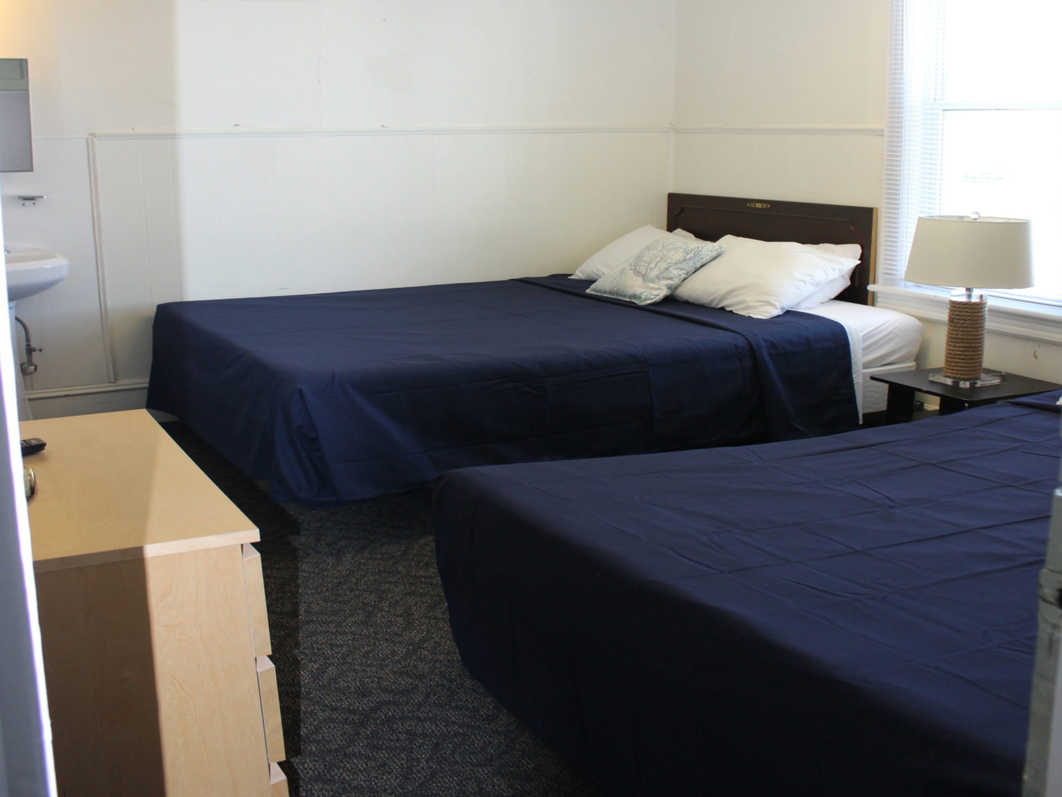 Rooms | Blue Water Inn